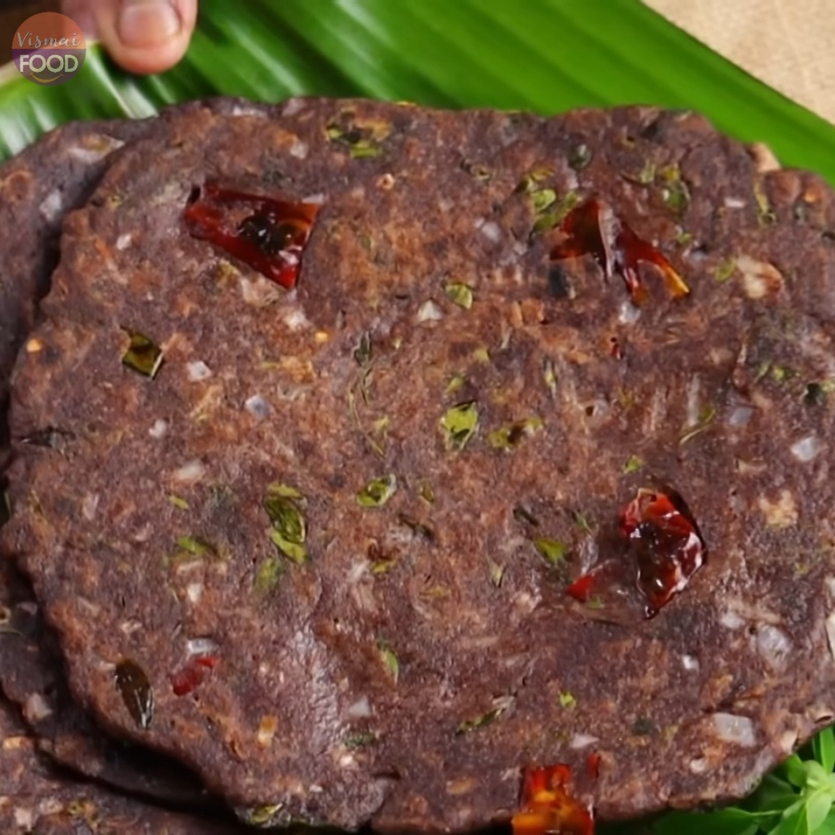 Ragi Morniga Roti | Ragi Munagaku Rotte Recipe | Ragi Roti Recipe ...