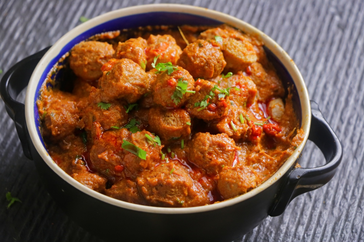 Soya Kurma | Mealmaker Kurma | Vismai Food