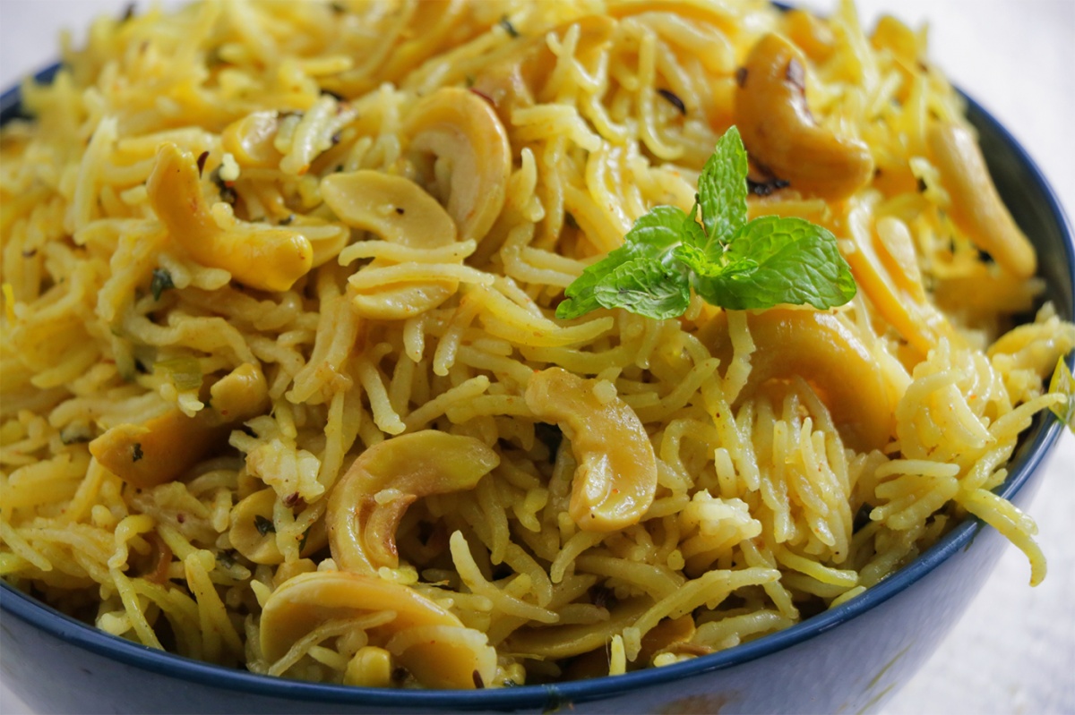 Kaju Pulao | Cashew Nut Rice | How to Make Cashew Rice recipe | Vismai Food